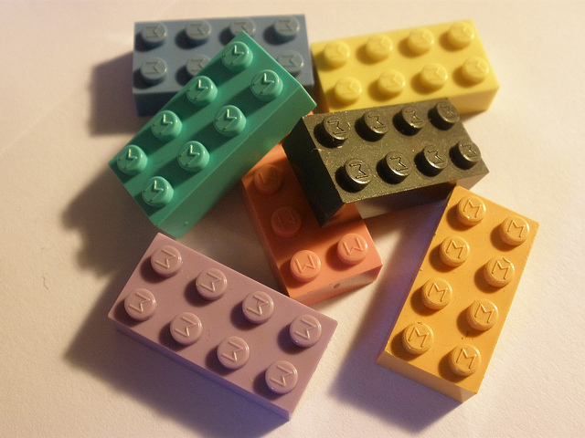 LEGO Bayer Test-Strikes – PART 1