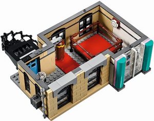 LEGO Modular Building Downtown Diner coming!