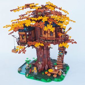 LEGO Ideas Tree House Review & Nature Photos