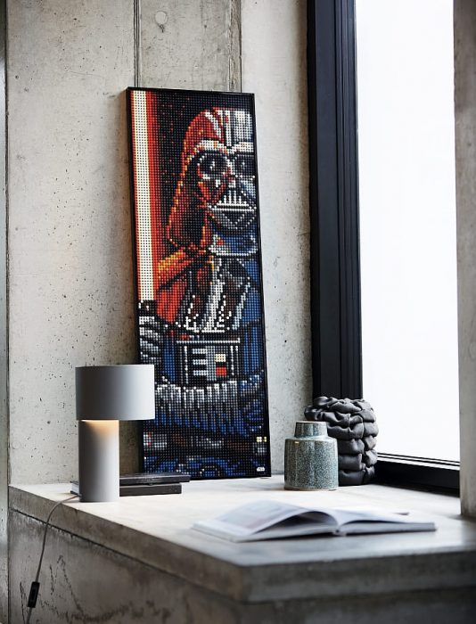 Building Custom LEGO Mosaics with LEGO Art Sets