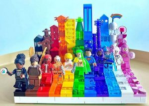Creativity with the LEGO Everyone is Awesome Set