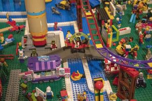 Creating a LEGO Amusement Park – Part 1