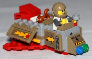 LEGO Ideas Cosmic Cardboard Adventures Review