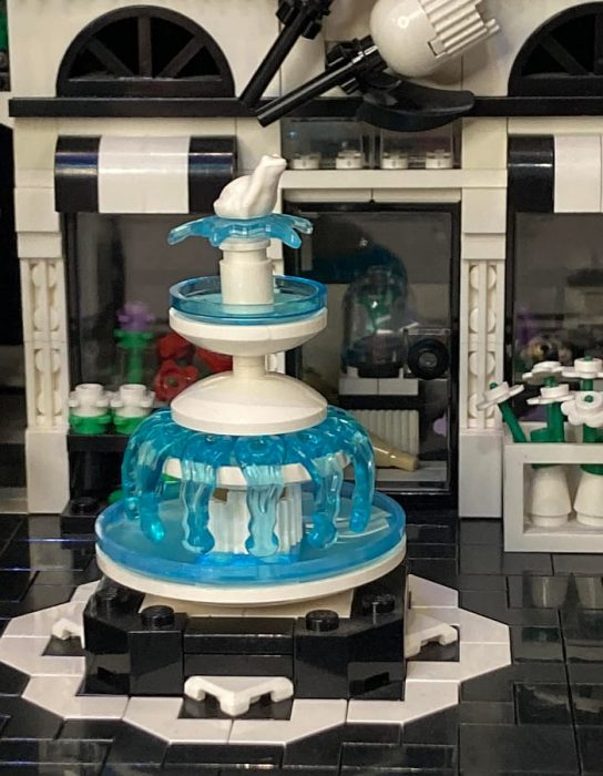 Splashy Fountain for LEGO Assembly Square